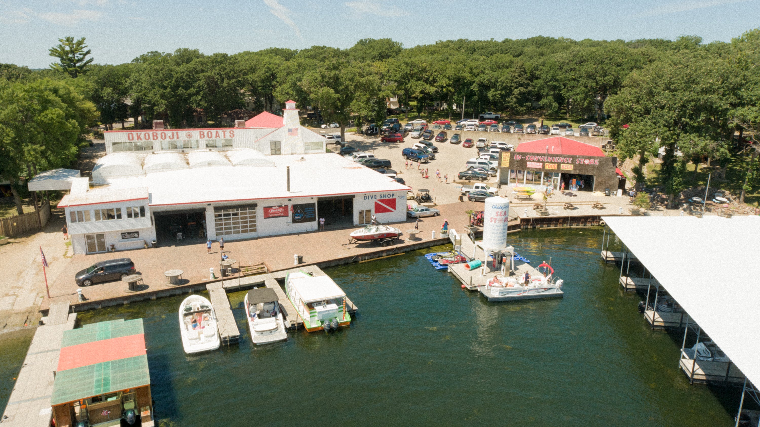 Cruise Okoboji – Parks Marina Cruises